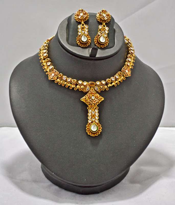 Gold and Brown Necklace Set Buy Gold and Brown Necklace Set Online at Best Prices in Michigan Tajcottage